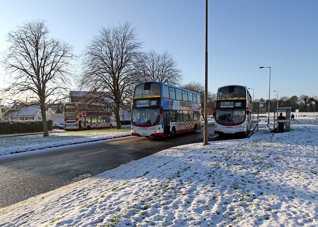 Lothian Buses - Terminus - Silverknowes - Routes 27 and 37